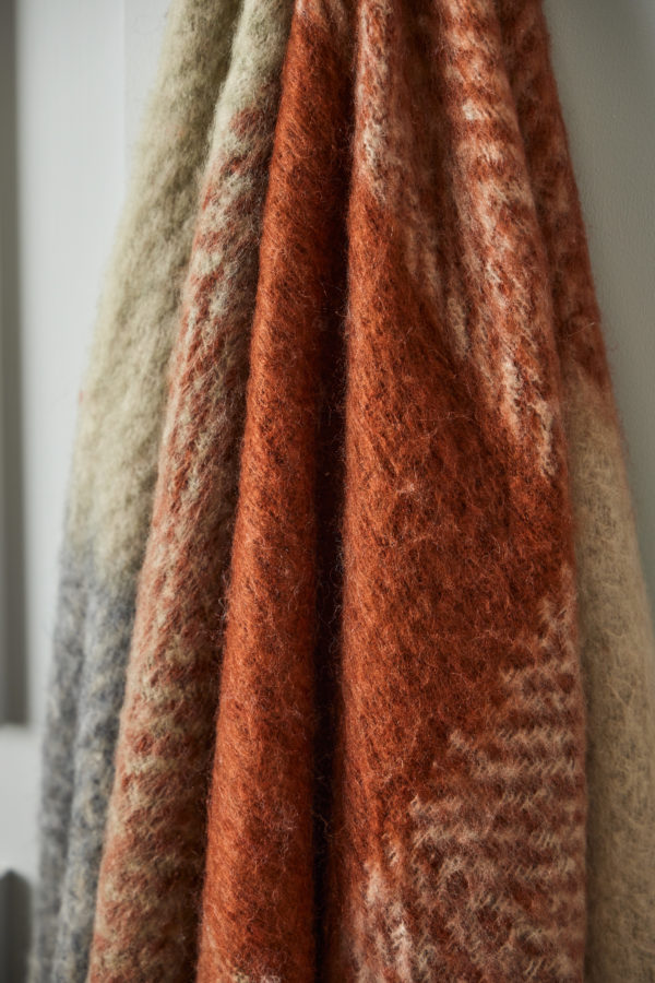 Bristol Brushed Wool Blend Throw – Village Home & Living